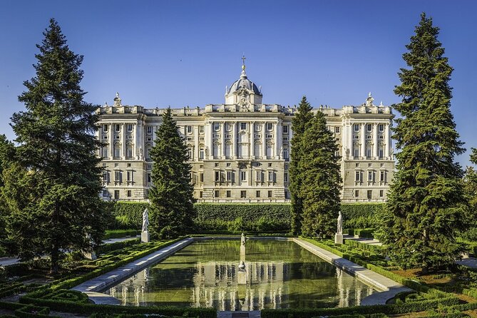 Guided Tour to the Royal Palace of Madrid - Knowledgeable and Engaging Tour Guides