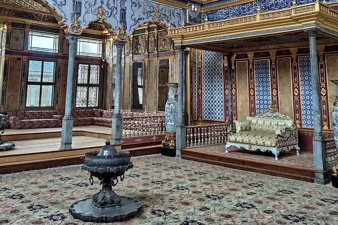 Guided Tour to Topkapi Palace with Skip-the-Line Entry Ticket - FAQs