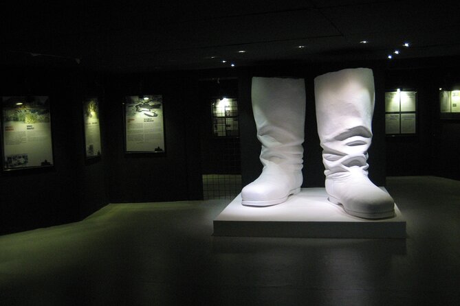 Guided Tour With Admission in Memento Park - Engaging Storytelling and Informative Guidance