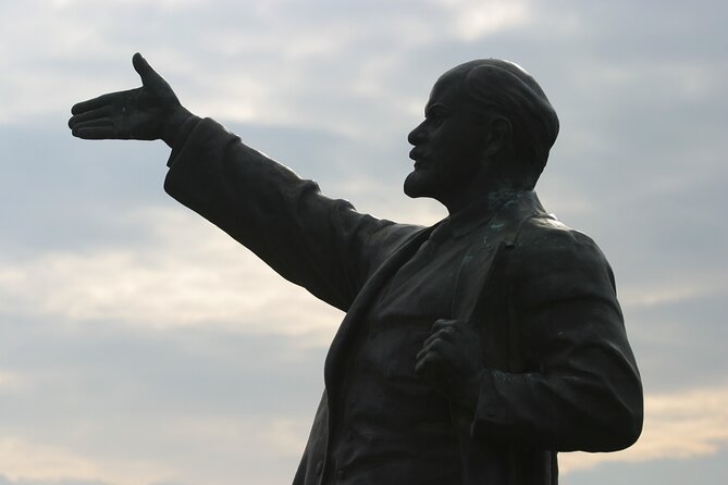 Guided Tour With Admission in Memento Park - Frequently Asked Questions