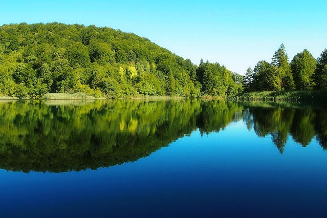 Guided Transfer From Zagreb to Split With Plitvice Lakes Stop - Scenic Drive to Split