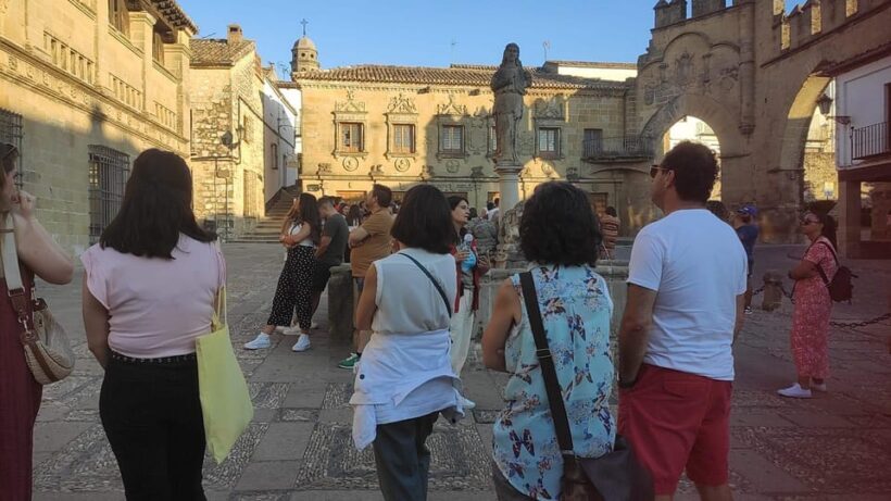 GUIDED VISIT TO BAEZA with entrance tickets to monuments - Key Points