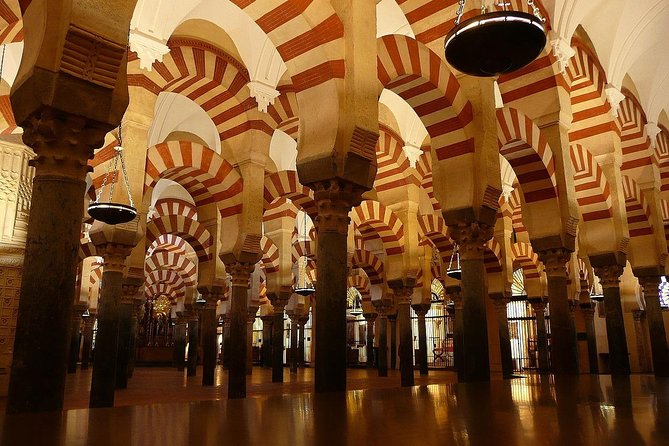 Guided Visit to the Mosque-Cathedral, Jewish Quarter, Alcazar, and Synagogue. Official Guide - Included Attractions