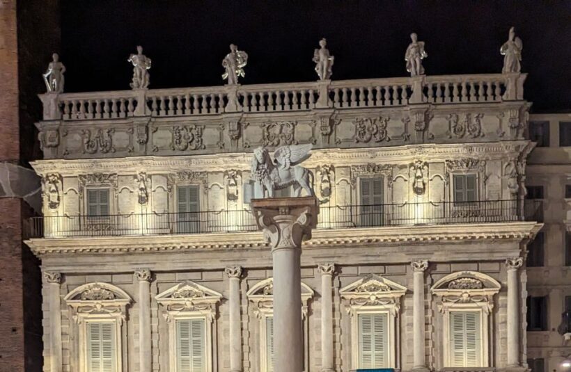 Guided Walking Tour in Verona - The Experience: A step-by-step look at the tour