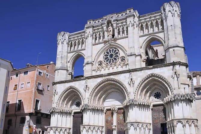 Guided Walking Tour of Cuenca - Meeting and Pickup