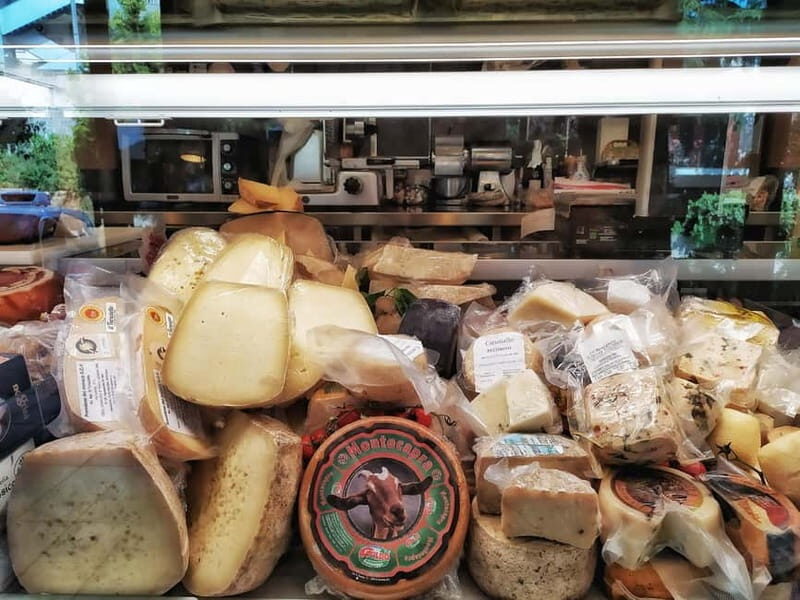 Guided Walking Tour of Sorrento with Limoncello Tasting - Key Points
