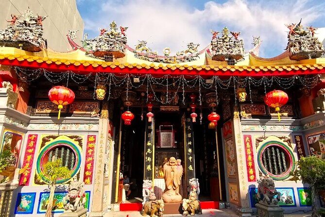 Guided Walking Tour to the Historical Attractions in Farrer Park - Discover the Hidden Charms of Farrer Park with a Guided Walking Tour