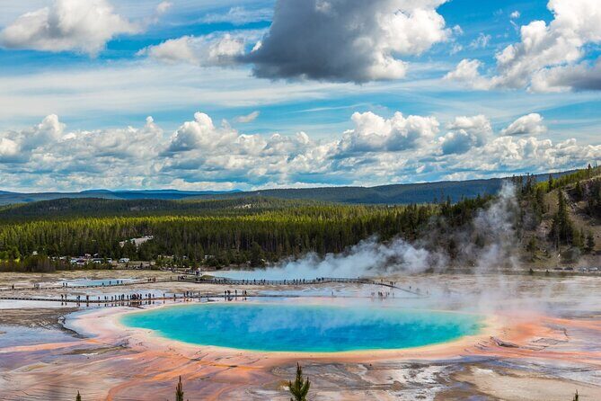 Guided Yellowstone Hot Spring & Geyser Basin Tour - Exploring the Itinerary in Detail