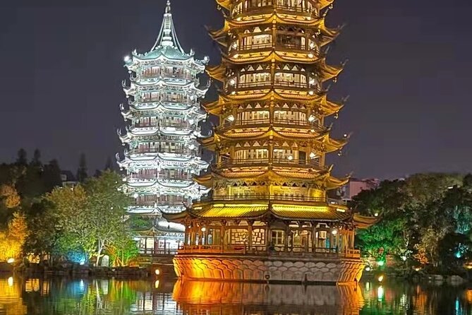 Guilin Four lakes night cruise with the English speaking driver from Guilin hotel - Key Points