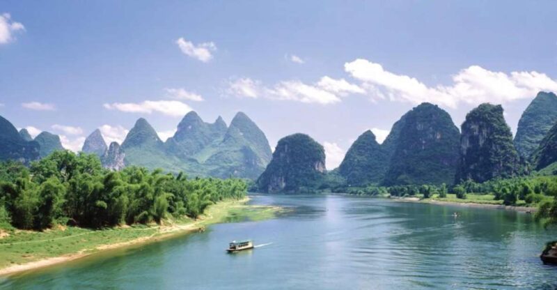 Guilin: Li River Cruise to Yangshuo Full-Day Private Tour - What Travelers Are Saying