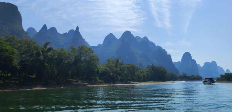 Guilin: Li River Cruise with Transfer to Yangshuo - The Boat Options and Their Significance