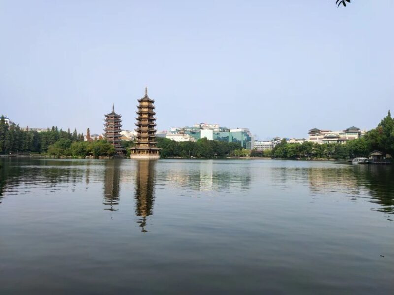 Guilin: Private Full-Day City Tour with Fubo Hill - The Experience You Can Expect
