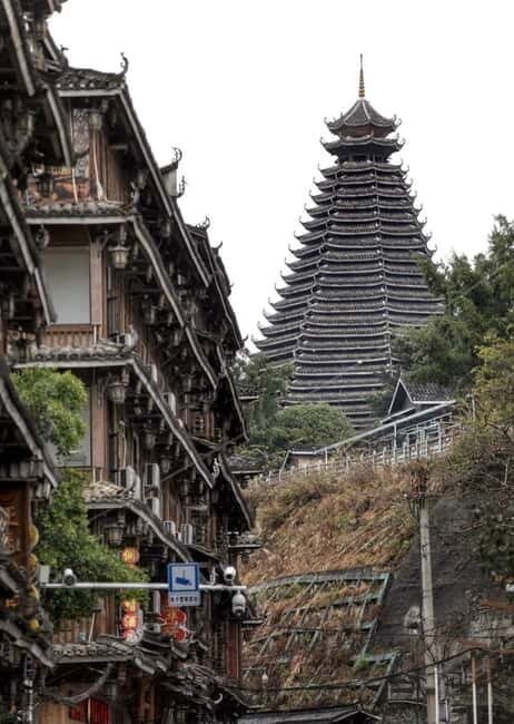Guilin to Sanjiang: Dong Village, Local Lunch & Tea Mountain - The Drive to Sanjiang: A Scenic Prelude