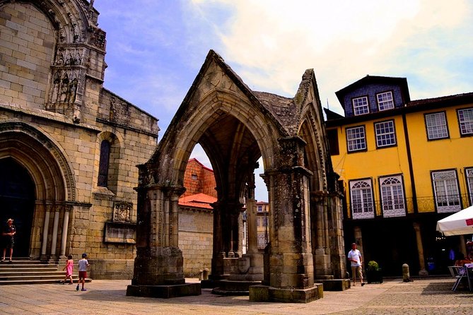 Guimarães & Braga Small Group Tour, Lunch & All Tickets included - Is It Worth the Price?