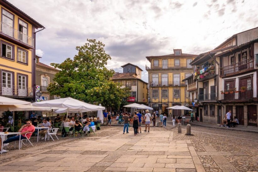 Guimarães: Flexible Walking Tour in Historic Center - An In-Depth Look at the Guimarães Experience