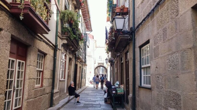 Guimarães Tour(4Hours): From Oporto;City Tour- Half Day Trip - The Value and Practicalities