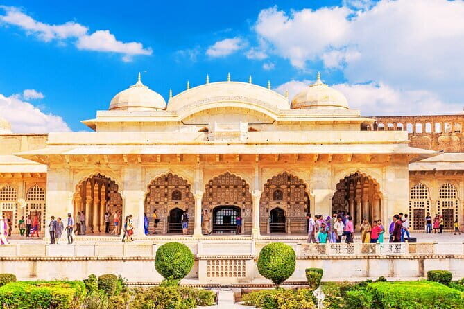 Gurgaon to Agra Same Day - Analyzing the Value