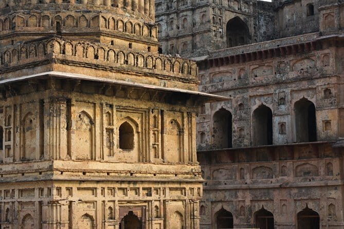 Gwalior Orchha Historic town Day Tour private - The Itinerary Breakdown