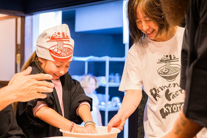 Gyoza Cooking Class in Kyoto: Traditional Japanese Dumplings - Highlights and Souvenirs