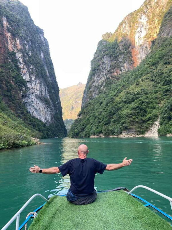 Ha Giang: 3-Day Guided Car Tour with Homestay - Visiting Remote and Cultural Sites