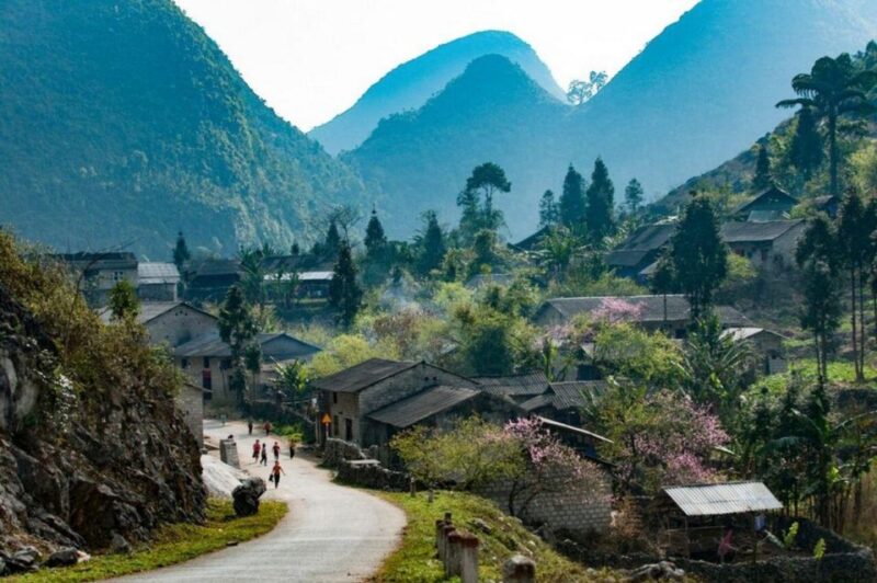 Ha Giang Loop 3D2N Motobike Tour from Hanoi - Key Points