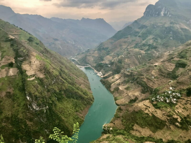Ha Giang Loop Tour 2 Days 1 Night with easy rider from Hanoi - Who Should Consider This Tour?