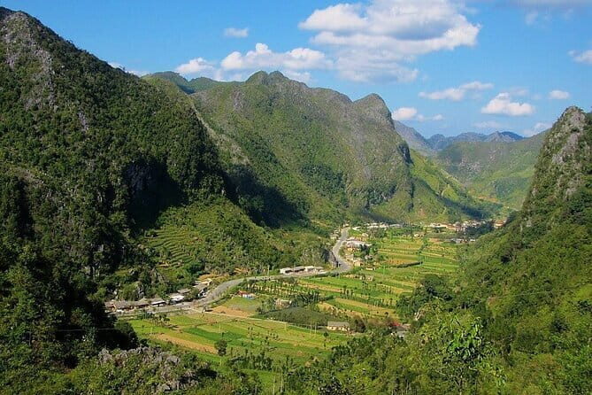 Ha Giang Loop Tour 4D & 3N (Self-Riding) - An Adventure Through Northern Vietnam’s Hidden Corners