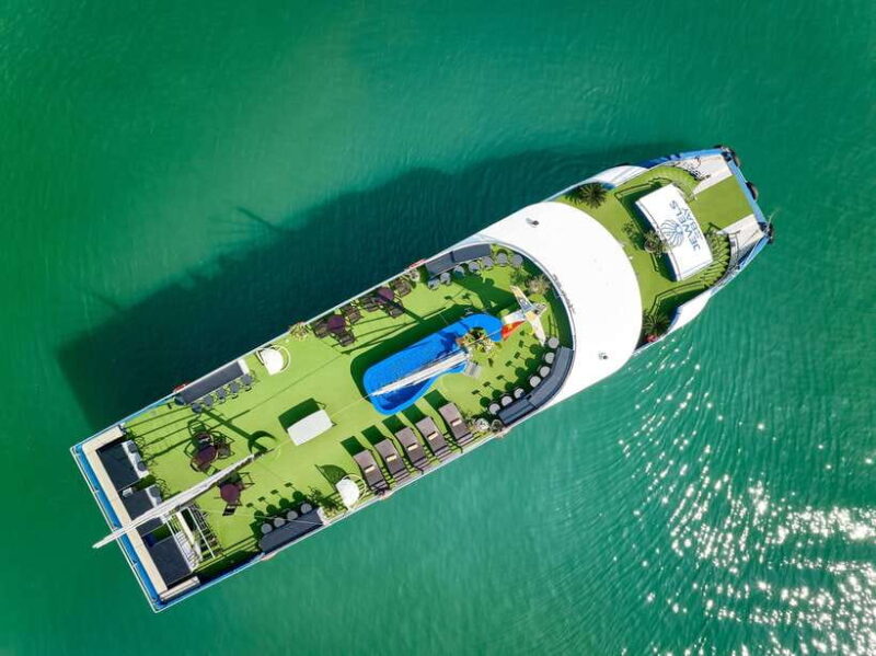 Ha Long & Bai Tu Long bay cruise wt Kayakking & buffet lunch - Key Points