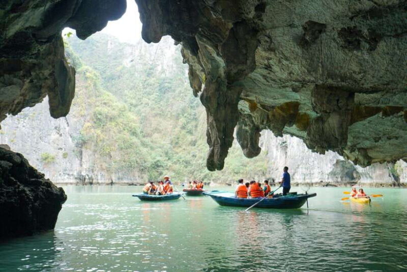 Ha Long bay 1 day: Kayak, Swim, Surprise Cave, Titov island - FAQ