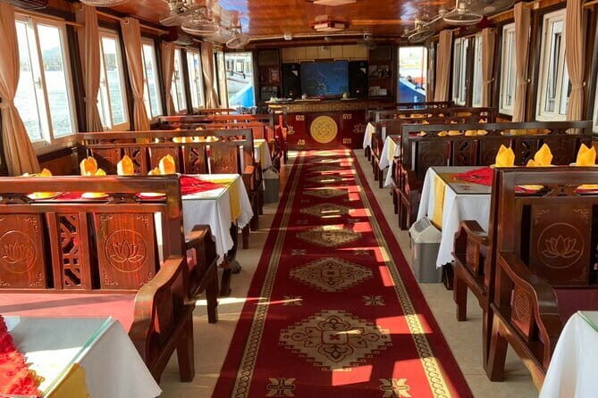 Ha Long Bay Day Cruise: Caves, Lunch & Kayaking from Hanoi - An In-Depth Look at the Ha Long Bay Day Cruise