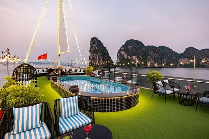 Ha Long Bay Day Tour by 5-Star Sunlight Grand Cruise - An In-Depth Look at the Experience