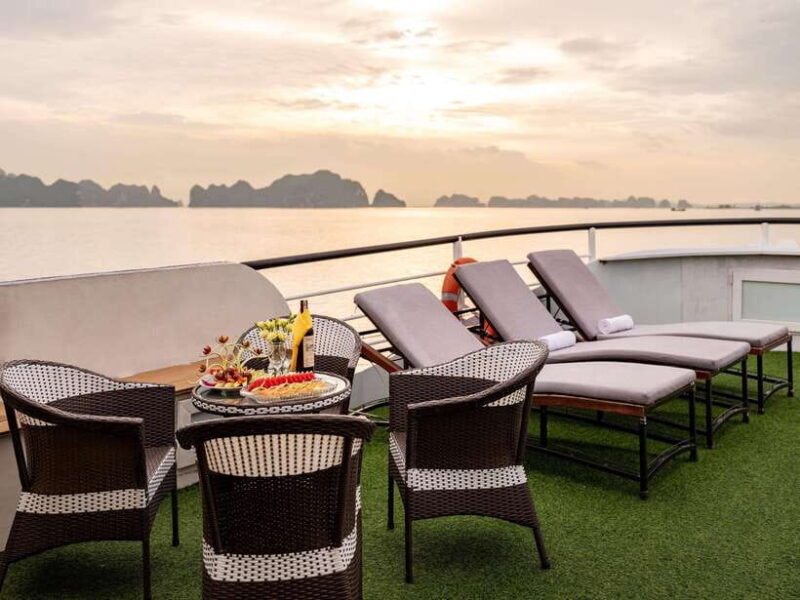 Ha long Bay day trip with Deluxe cruise - Key Points