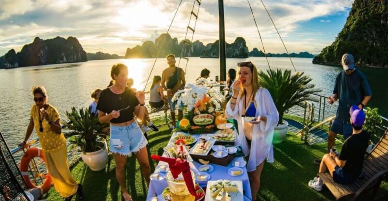 Ha Long Bay Full Day Tour from Hanoi Buffet Lunch& Adventure - Who Is This Tour Best For?