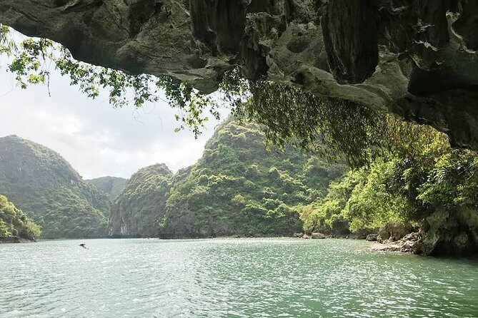 Ha Long Bay - Lan Ha Bay 2D1N on 4-star Cruises - The Bottom Line