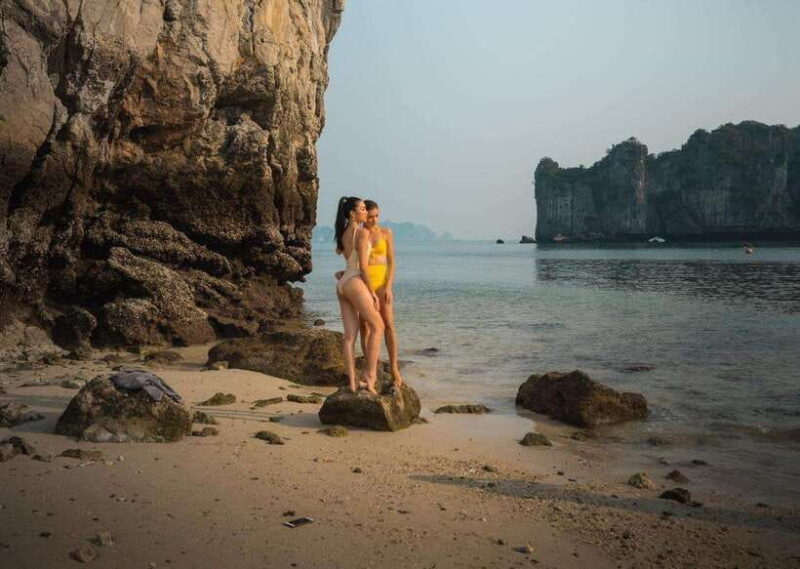 Ha Long Bay Luxury Day Cruise 5-Star Experience w Limousine - Kayaking and Bamboo Boat Adventure