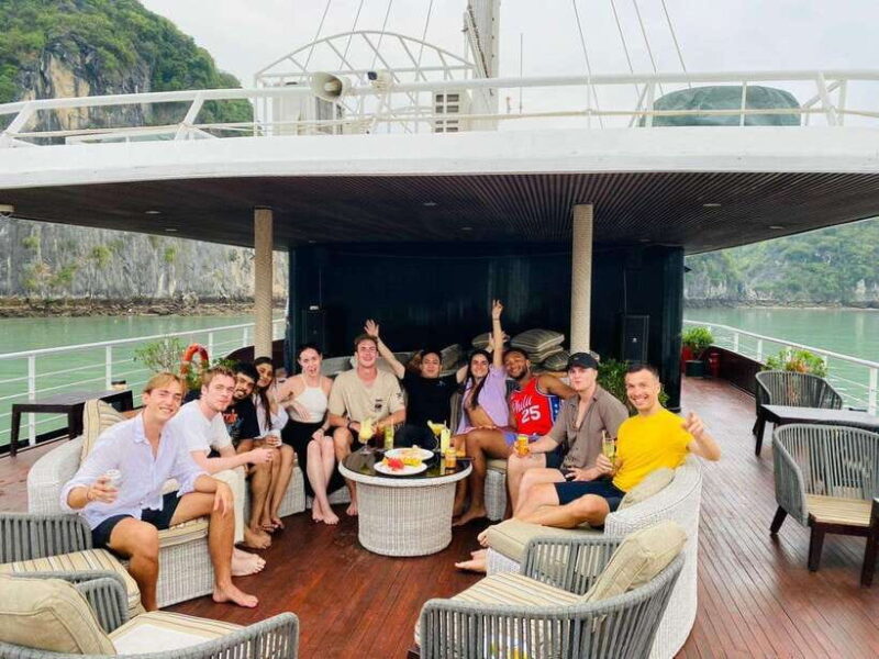 Ha Long Bay Luxury Day Cruise 5-Star Experience w Limousine - Titop Island: Beach and Viewpoint