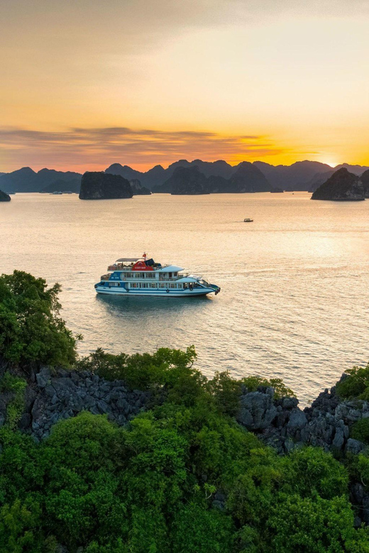 Ha Long Premium Cruise 5 Star Luxury Day Trip - What’s Included and What’s Not