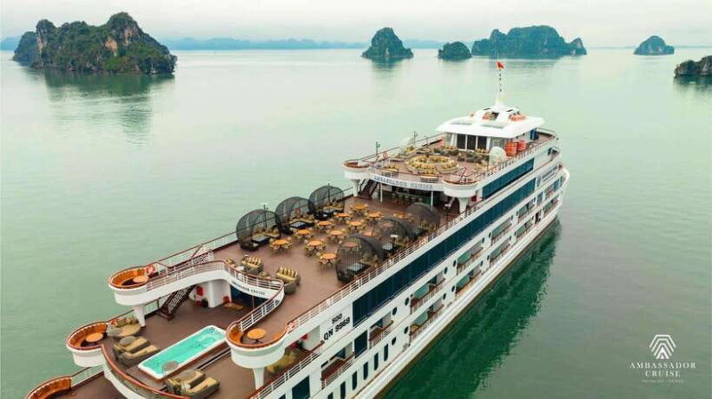 Ha Long: The biggest & luxurious cruise & Live music & Drink - Key Points