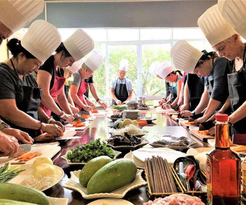 Ha Noi: Traditional Cooking Class with Market Tour - Preparing and Cooking