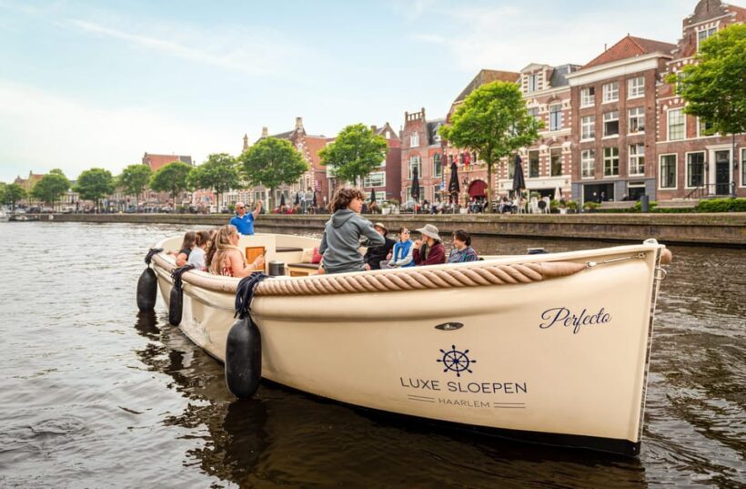 Haarlem: Guided Highlights Canal Cruise on Open Boat - Practicalities and Considerations