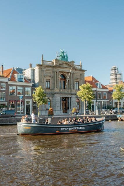 Haarlem: Sightseeing Boat Tour with Snacks and Drinks - A Detailed Look at the Haarlem Waterway Experience