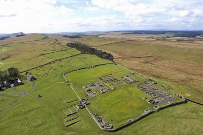 Hadrian's Wall - Full Day - Up to 4 People - Key Points
