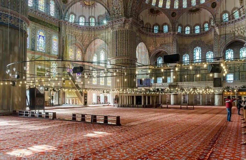 Hagia Sophia, Bosphorus cruise Blue Mosque, Small Group tour - FAQ: Practical Questions About the Tour