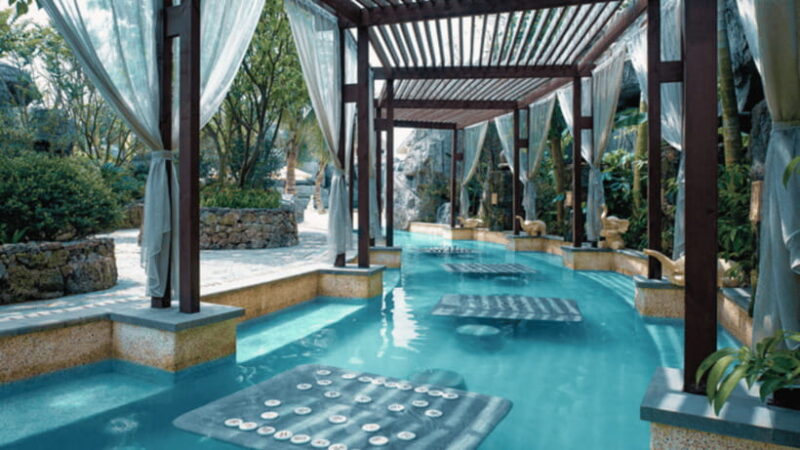 Haikou: Guanlan Lake Hot Spring Valley & Water Park - Key Points