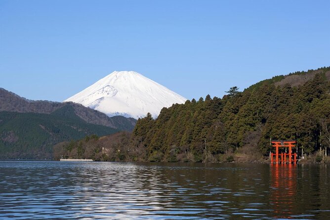 Hakone, Majestic Moment Waiting! - Exploring the Iconic Hakone Shrine