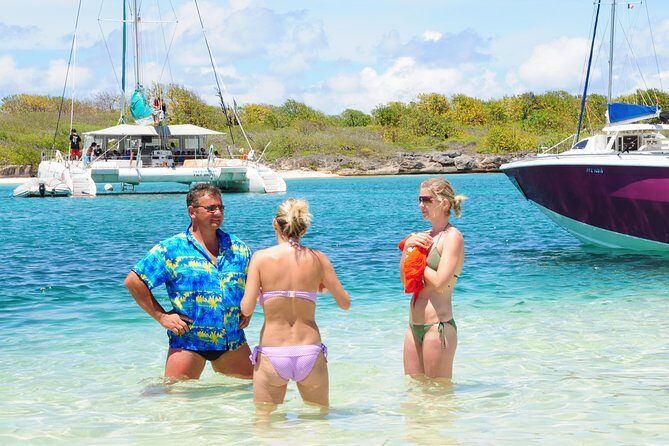 Hakuna Matata - St Maarten Catamaran day cruise - Departure and Group Size