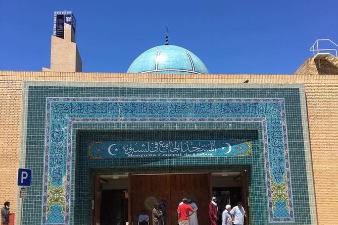 Halal Lisbon Private Tour With Muslim-friendly Lunch - What Makes This Tour Stand Out