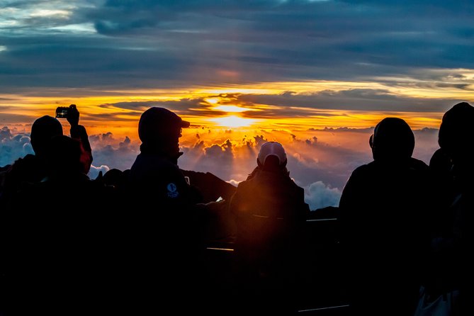 Haleakala Sunrise Spectacular: Legendary Views + Local Breakfast - What’s Included and What’s Not