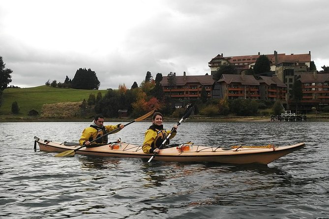 Half a Day of Kayaking on Lake Moreno in Private Service - Safety and Equipment Considerations