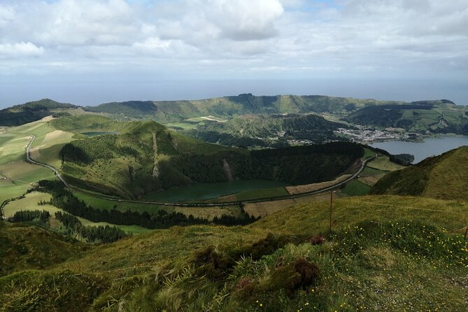 Half-Day 4x4 Tour to Lagoa Das Sete Cidades - Traveler Feedback and Ratings